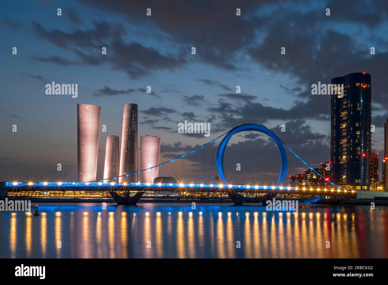 Plaza Tower Lusail with Arch Bridge Lusail Boulevard sunset time Stock ...