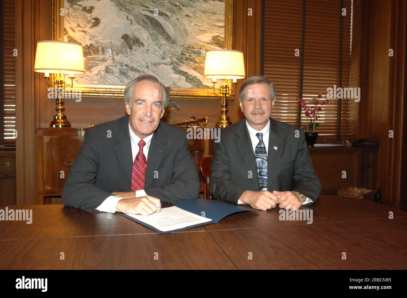Secretary Dirk Kempthorne meeting at Main Interior with North Dakota ...