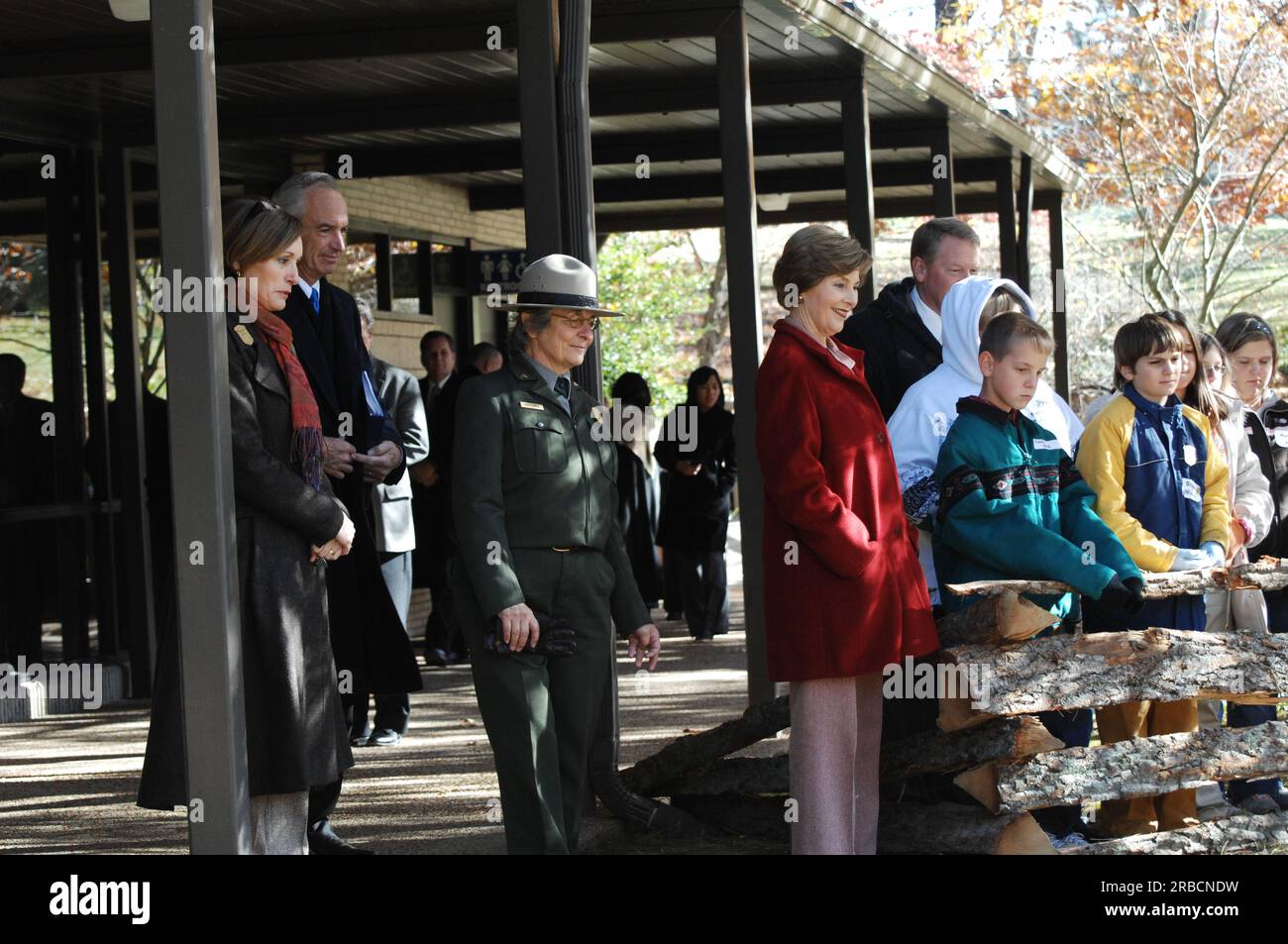 Native american interactions hi-res stock photography and images - Alamy