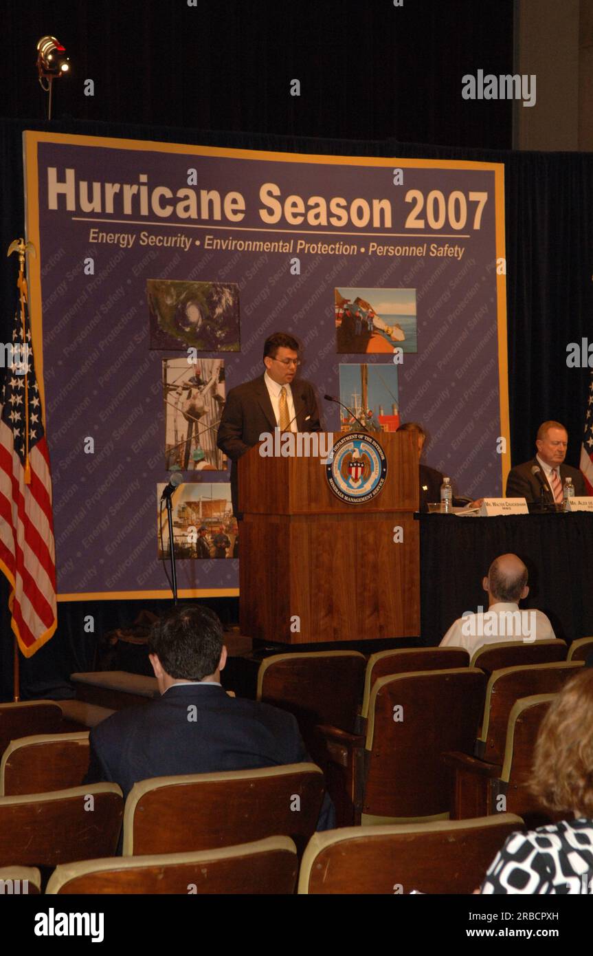 Minerals Management Service (MMS)-sponsored briefing, at Main Interior ...