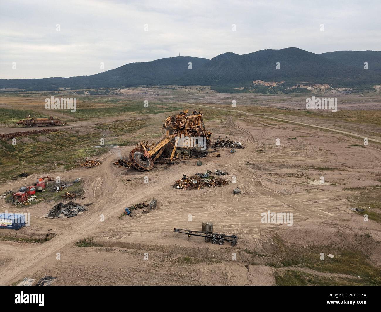 Disassembly machines hi-res stock photography and images - Alamy