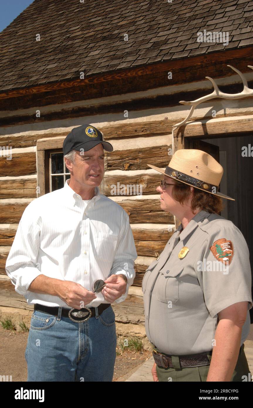 Visit of Secretary Dirk Kempthorne and aides to Theodore Roosevelt ...