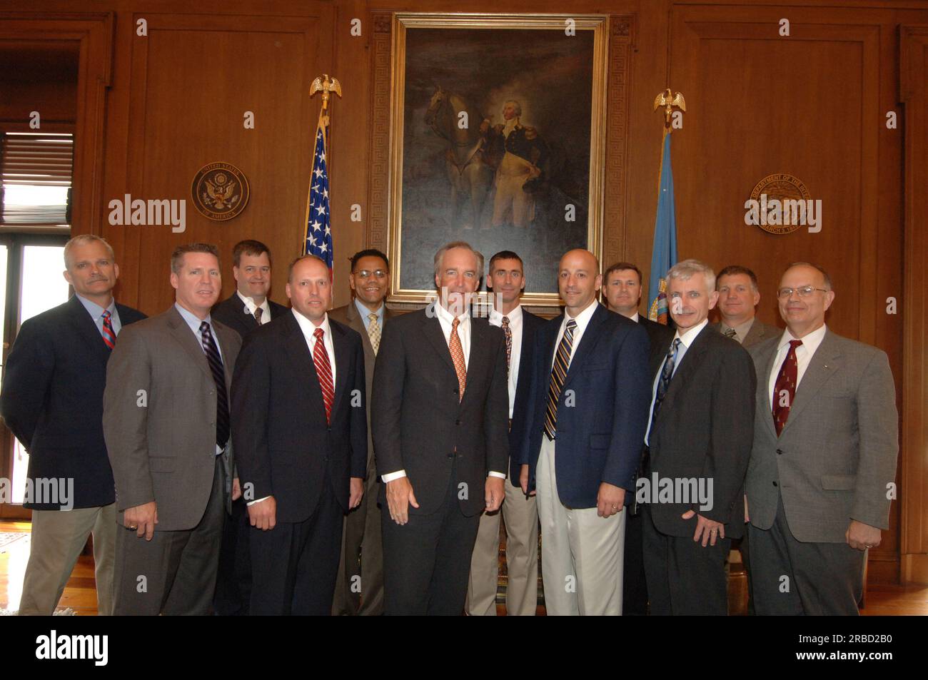 Secretary Dirk Kempthorne with U.S. Army War College delegation ...