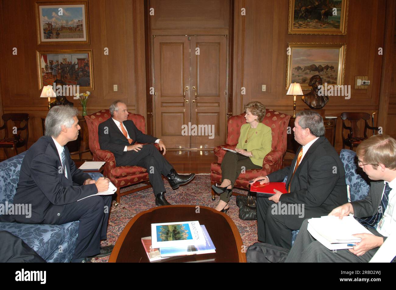 Secretary Dirk Kempthorne and aides meeting at Main Interior with group ...