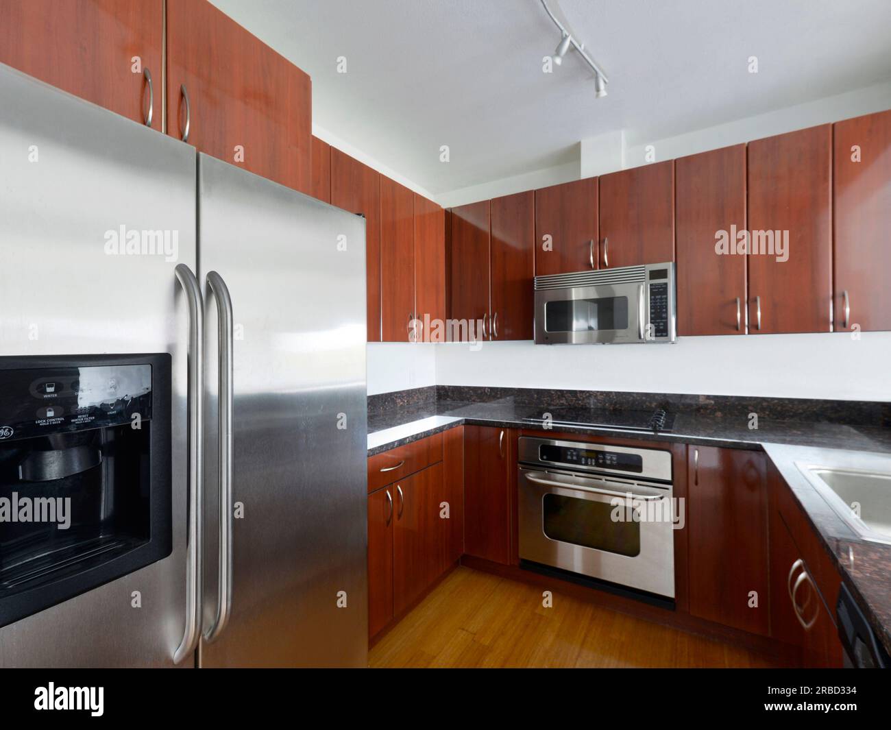 Modern residential kitchen interior Stock Photo - Alamy