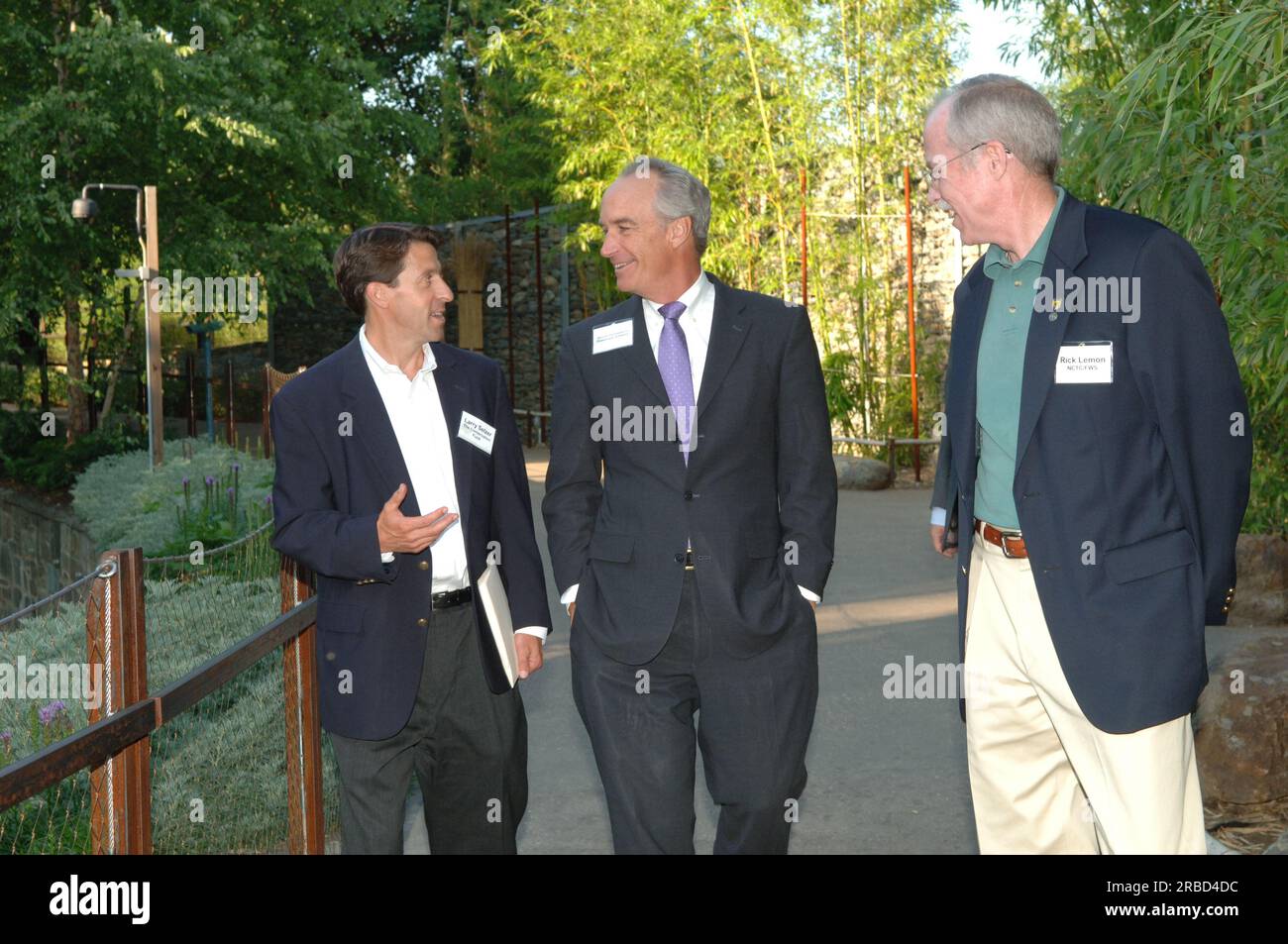 Visit of Secretary Dirk Kempthorne to the National Zoo, Washington, D.C ...