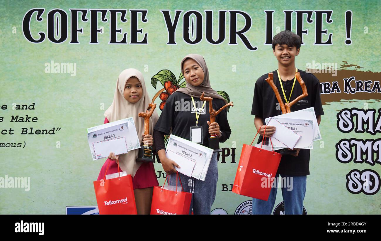 Digital stadium students hi-res stock photography and images - Alamy