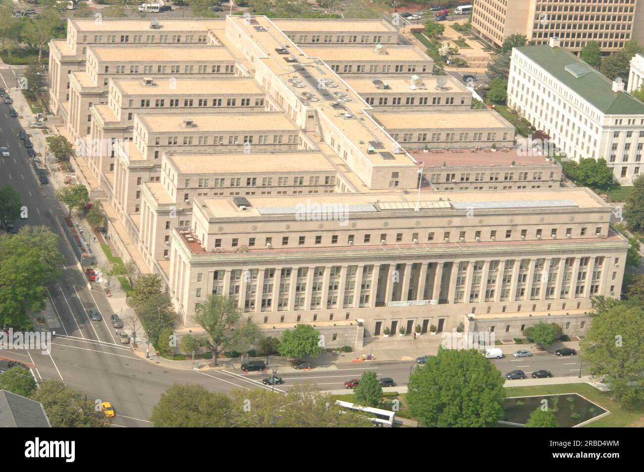 Aerial views of Washington, D.C. buildings, monuments, landscapes ...