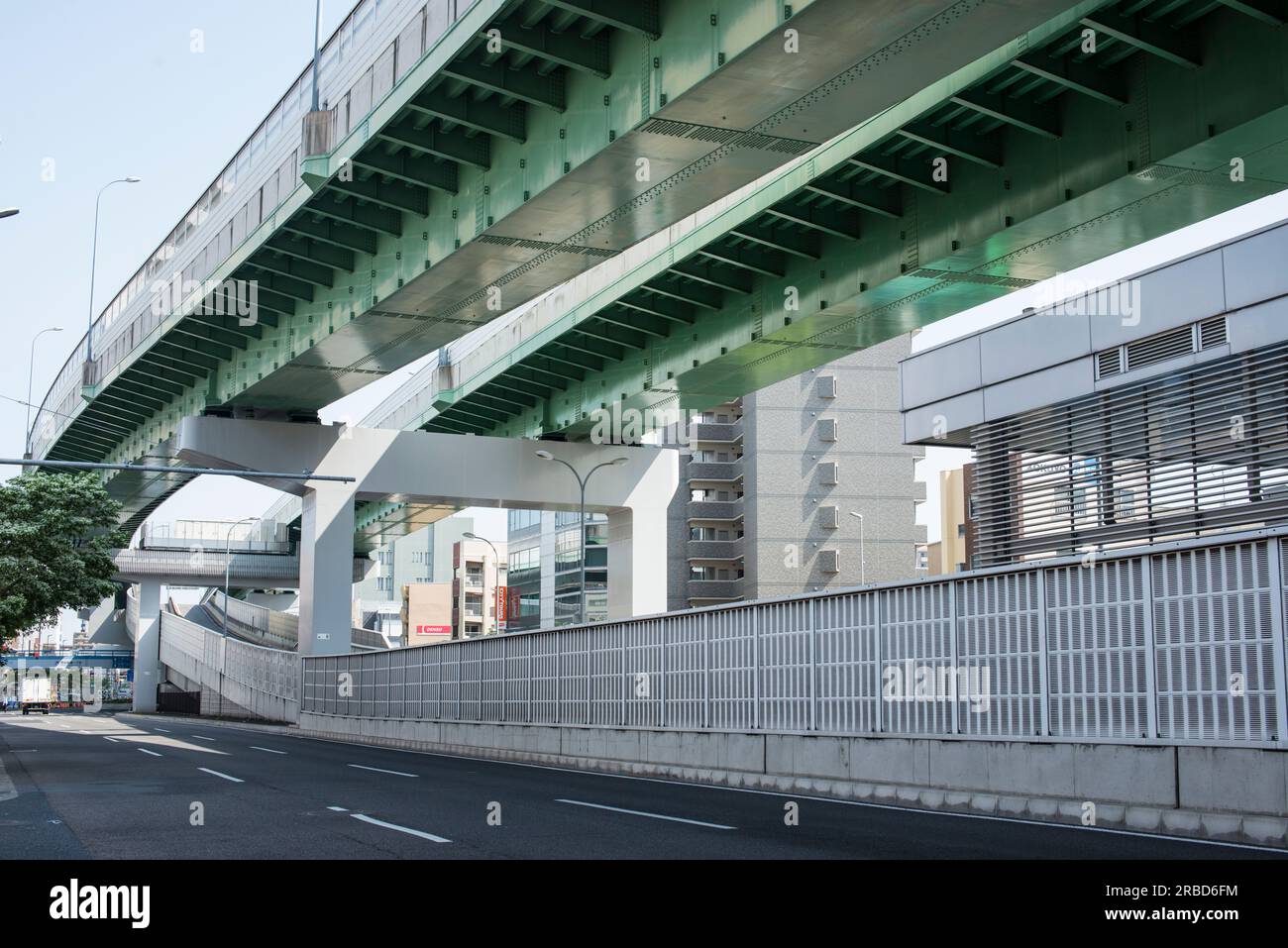 Raised roadways japan hi-res stock photography and images - Alamy