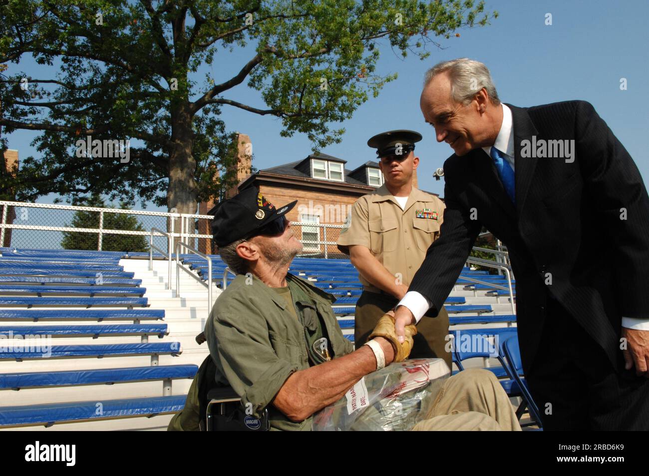 Visit of Secretary Dirk Kempthorne to the Marine Barracks, Washington ...
