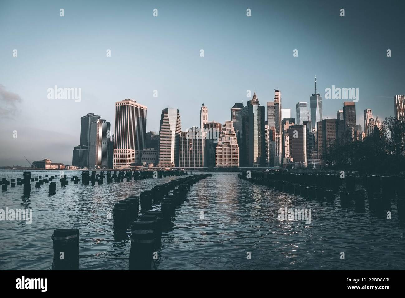 Downtown from brooklyn bridge park hi-res stock photography and images ...