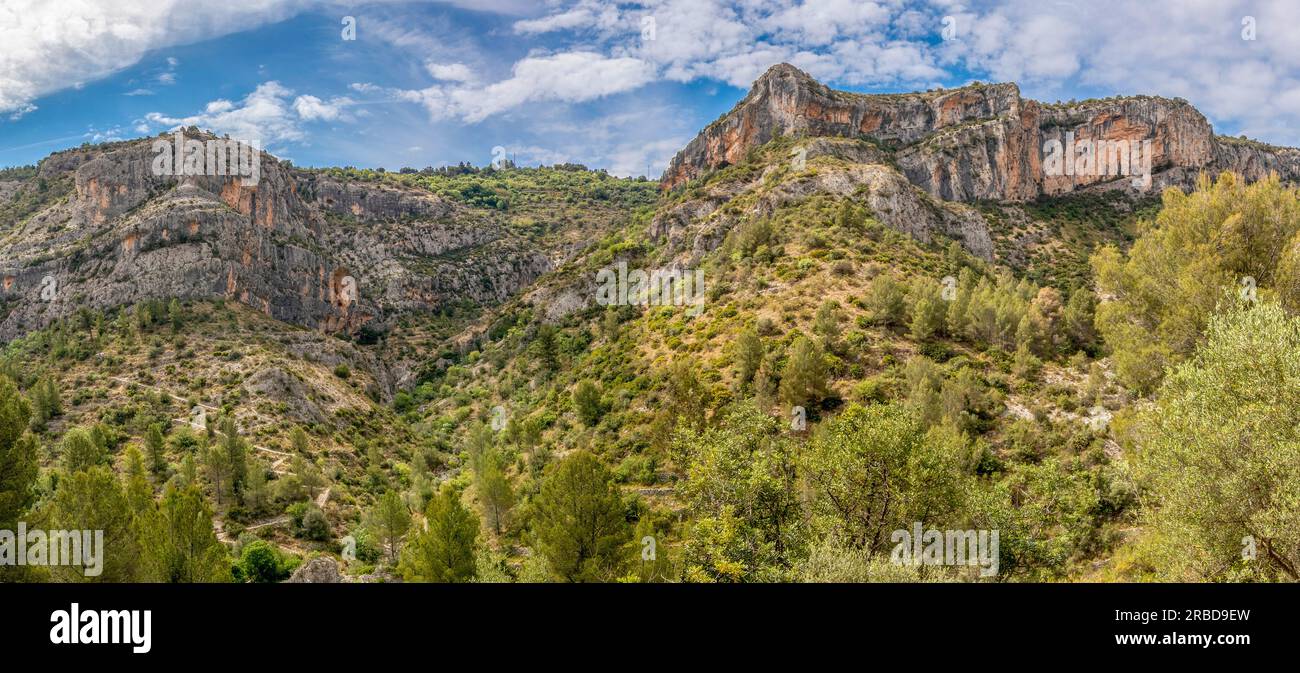 Barranc de l'infern in the Vall de Laguar. Hiking trail of 6,800 stone ...