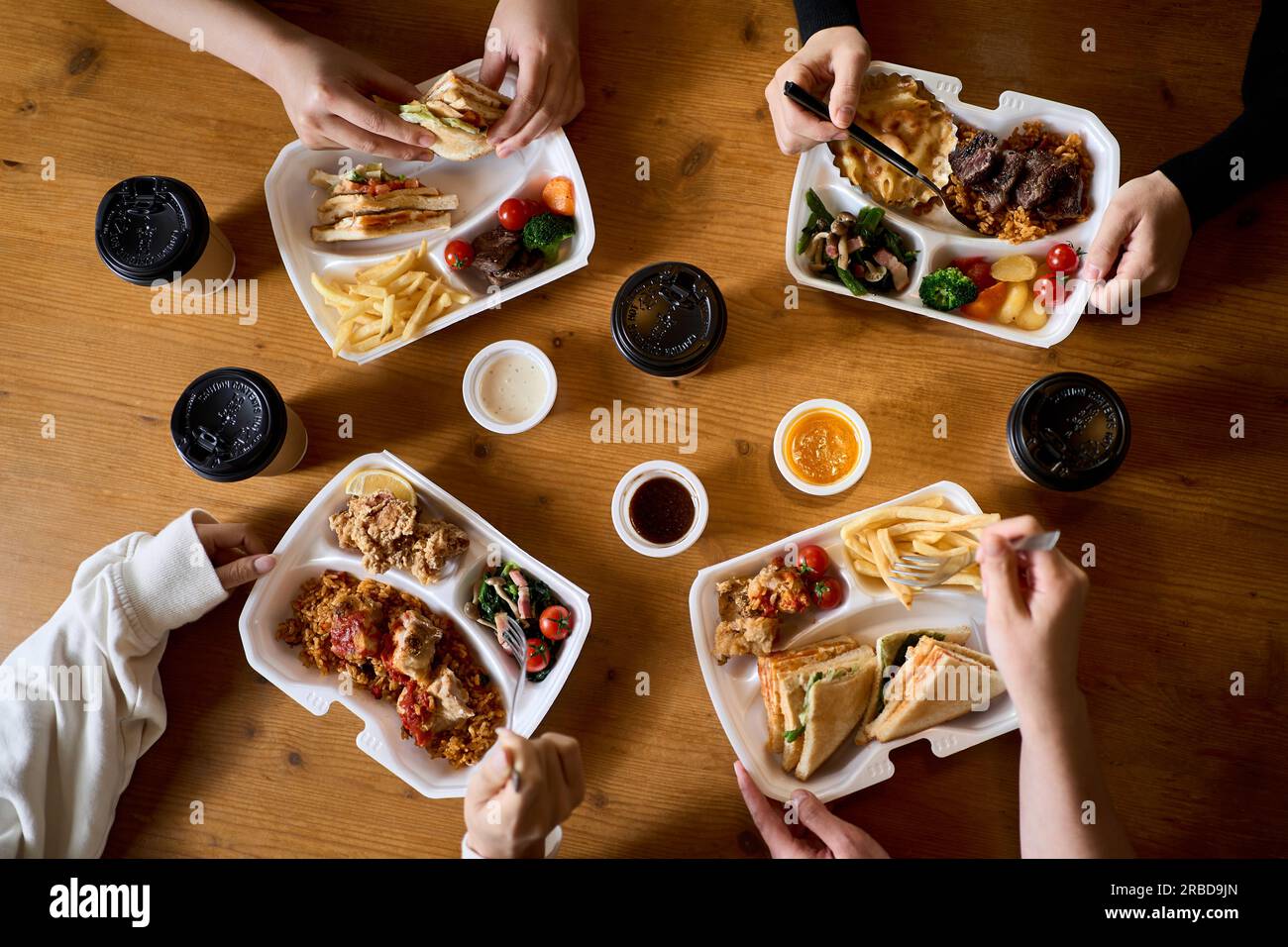 Korean lunch boxes hi-res stock photography and images - Alamy