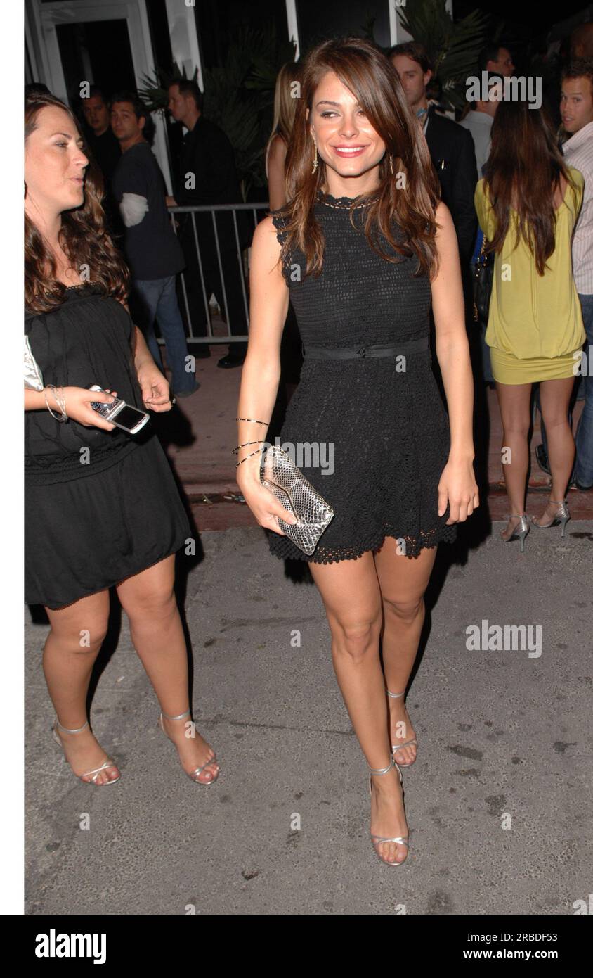 MIAMI BEACH, FL - FEBRUARY 03: Actress / Model Maria Menounos leaving a ...