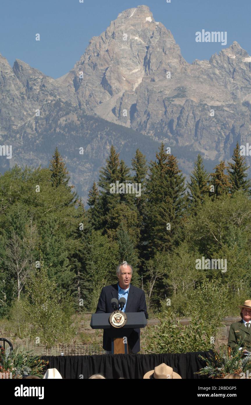 Dedication ceremony for the new Craig Thomas Discovery and Visitor ...