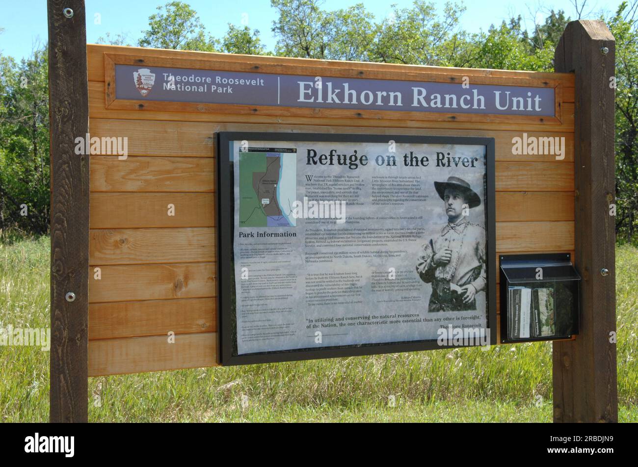 Visit of Secretary Dirk Kempthorne and aides to Theodore Roosevelt ...
