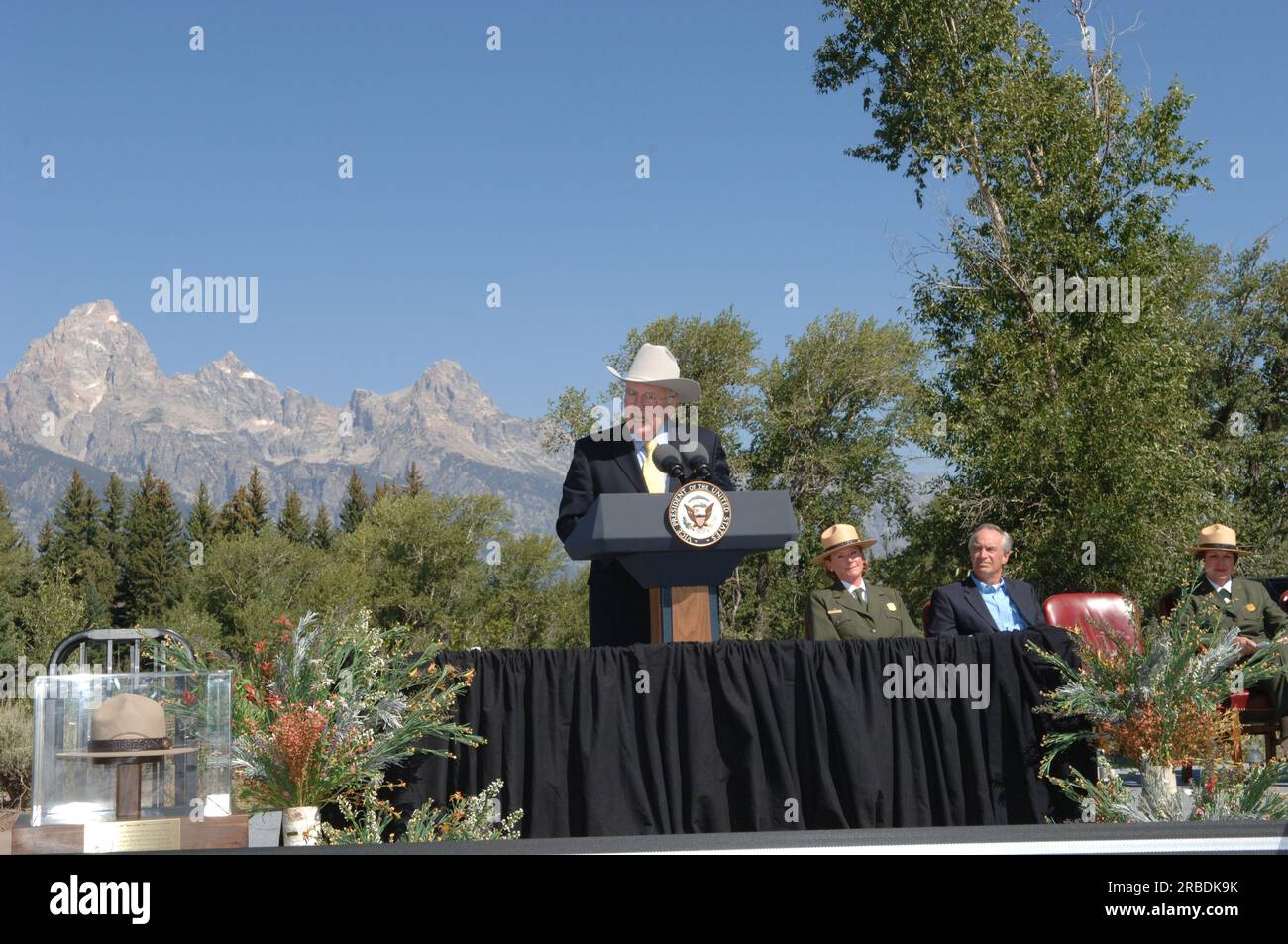 Dedication ceremony for the new Craig Thomas Discovery and Visitor ...