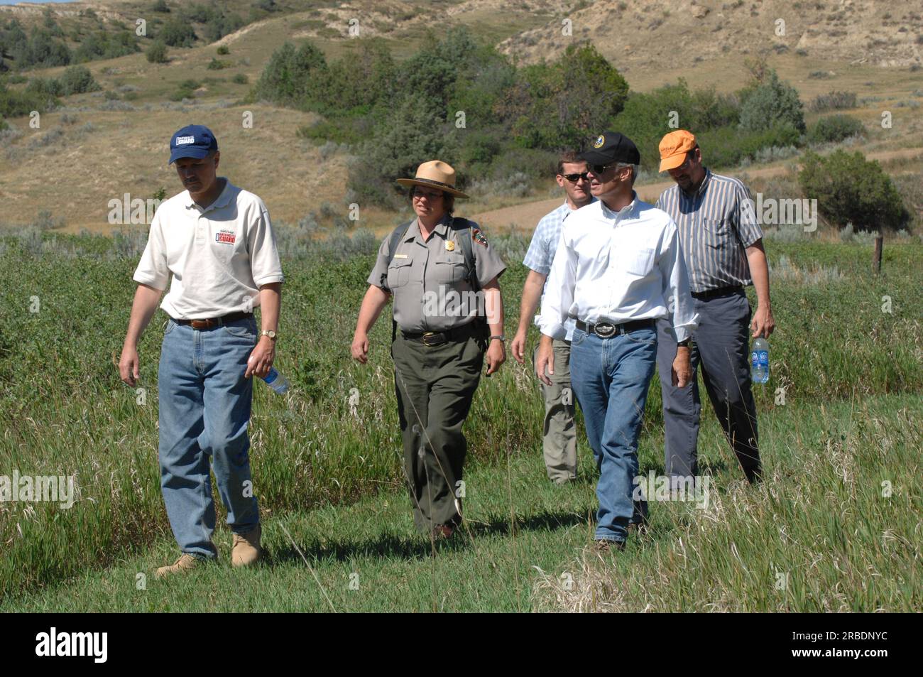 Visit of Secretary Dirk Kempthorne and aides to Theodore Roosevelt ...