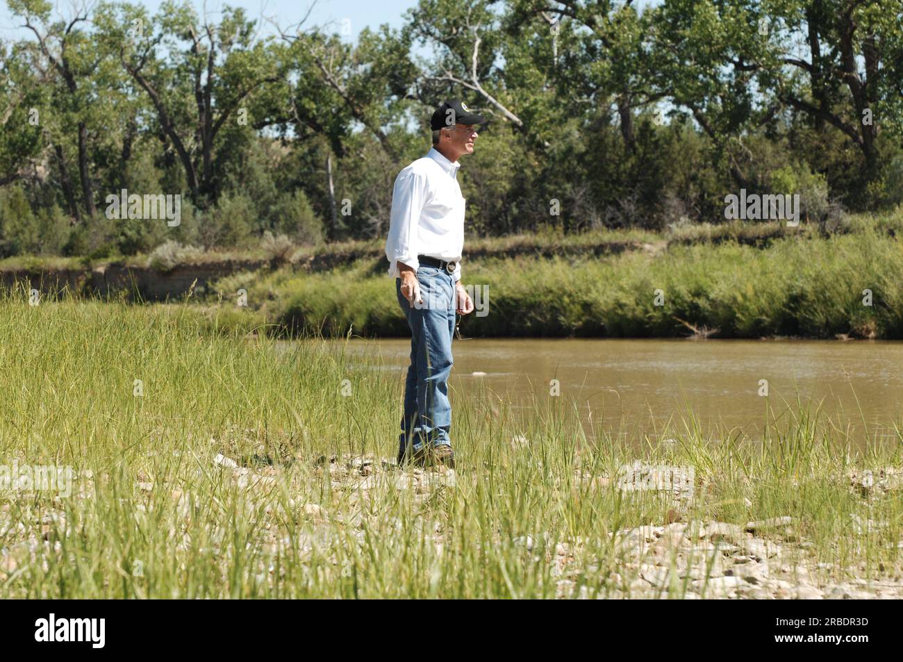 Visit of Secretary Dirk Kempthorne and aides to Theodore Roosevelt ...
