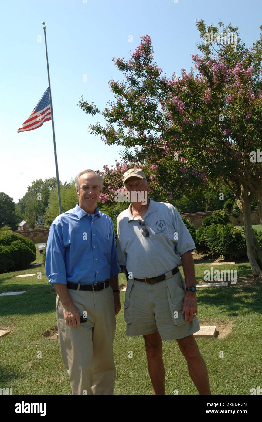 Visit of Secretary Dirk Kempthorne to Williamsburg, Virginia, for ...