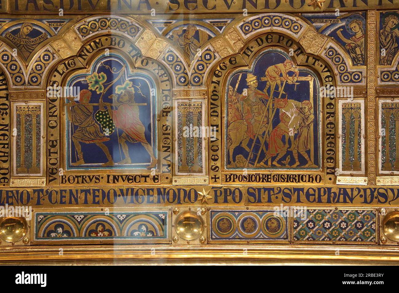 Klosterneuburg Altar 1181 by Nicholas of Verdun Stock Photo - Alamy