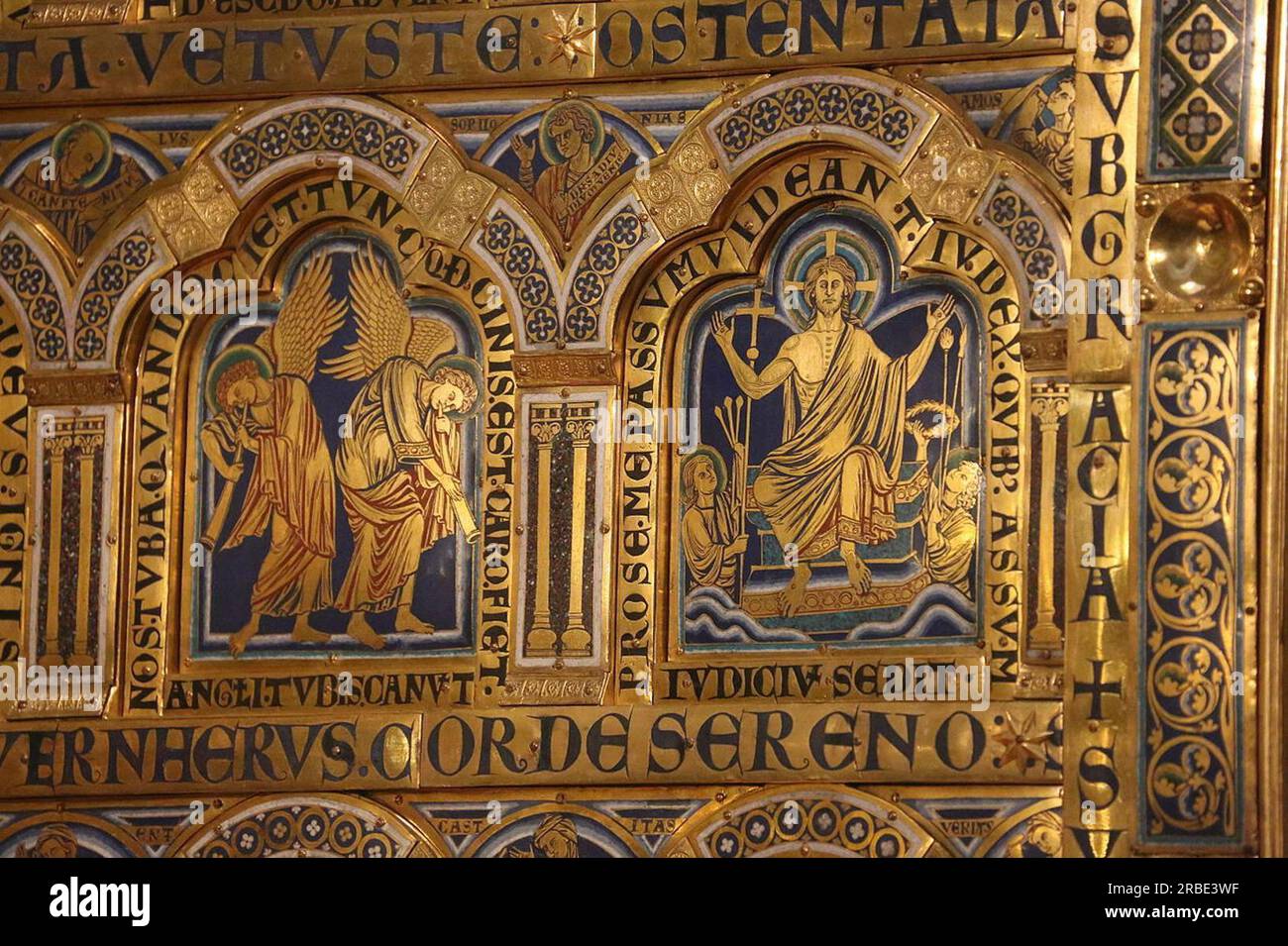 Klosterneuburg Altar 1181 by Nicholas of Verdun Stock Photo - Alamy