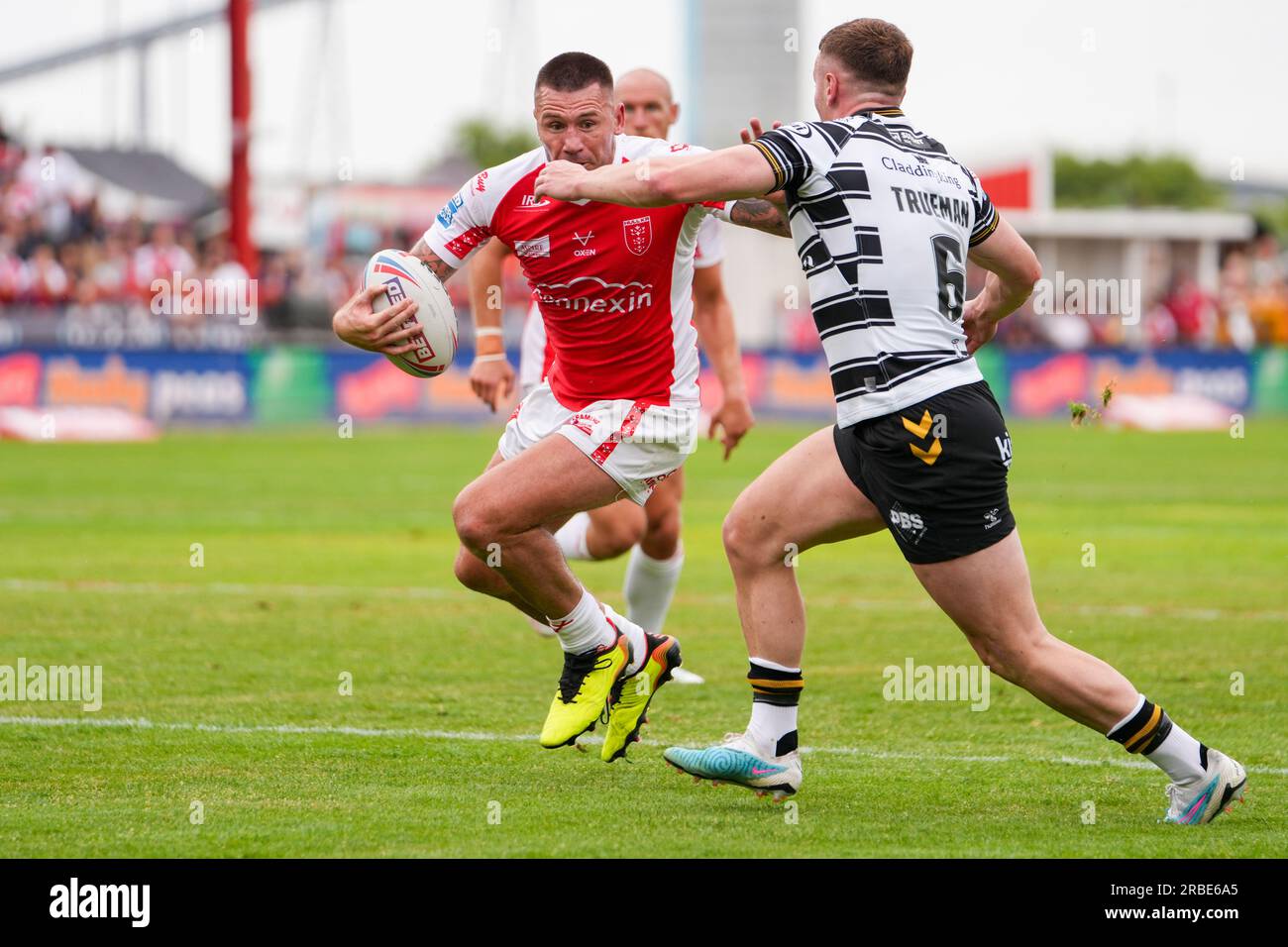Hull, UK. 9th July, 2023. Betfred Super League: Hull KR v Hull FC. Jake ...