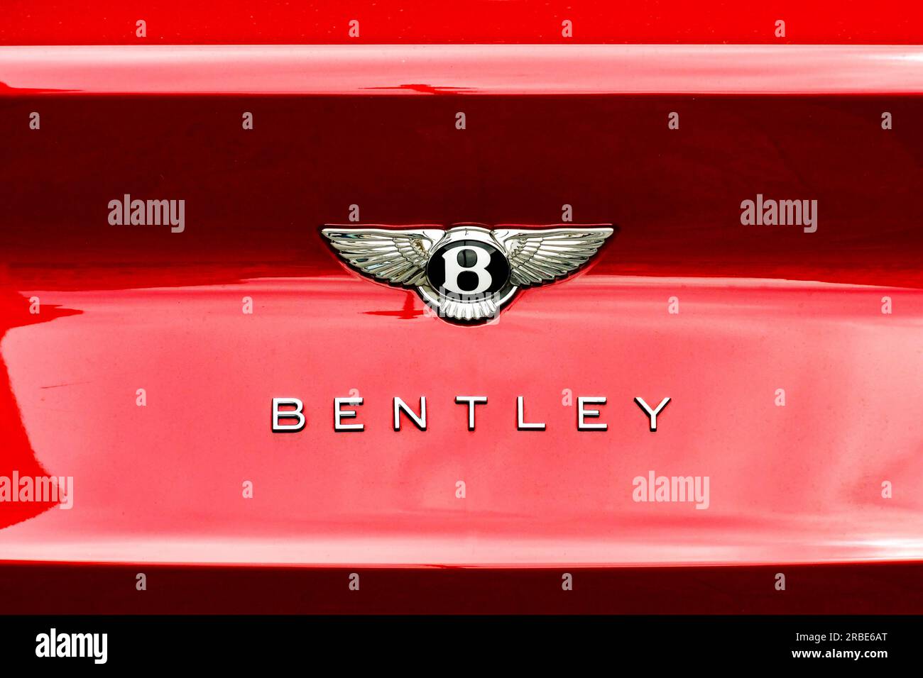 Bentley Logo Wallpaper Iphone