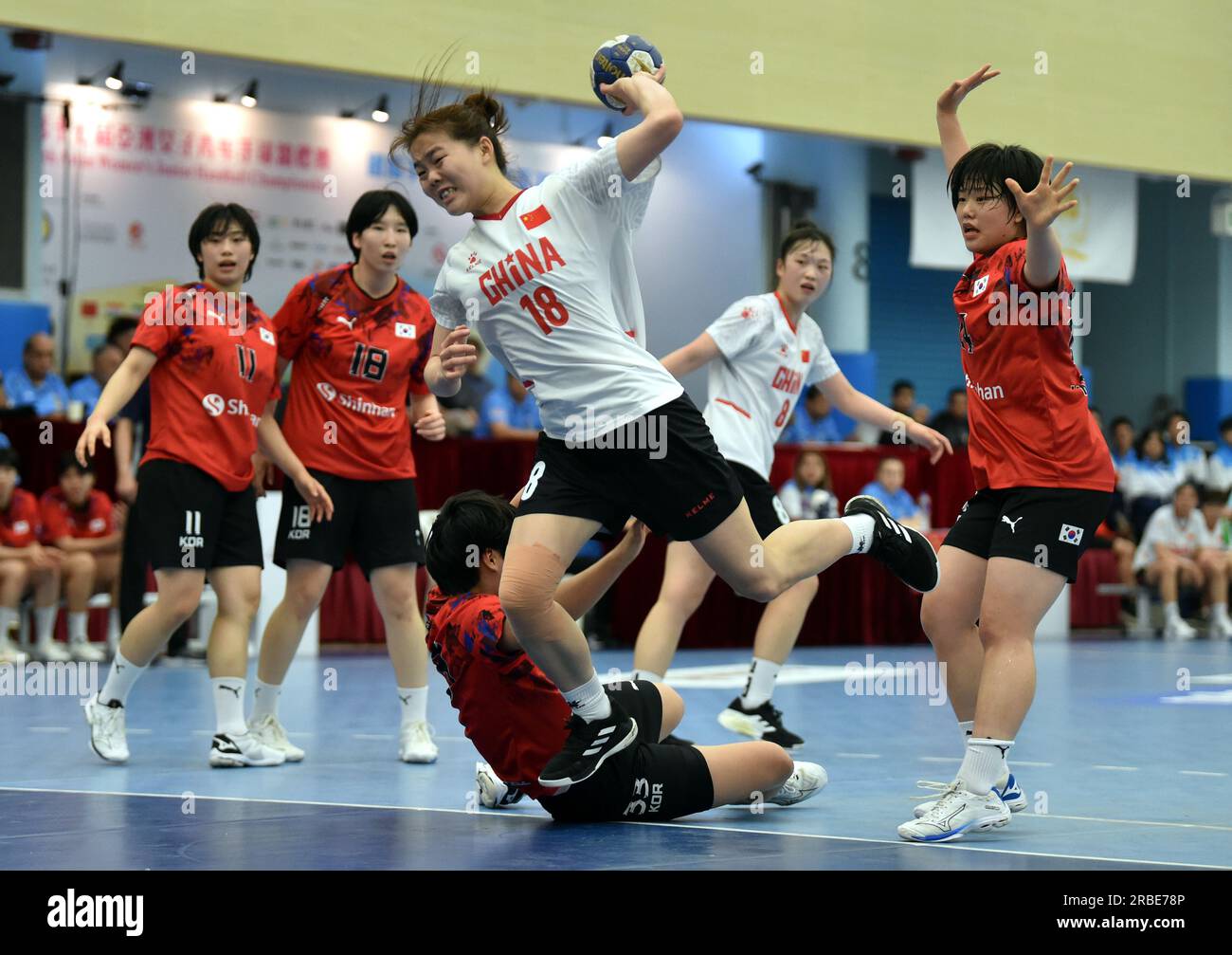 Hong Kong, China. 9th July, 2023. Wang Jingjing (3rd L) of China ...