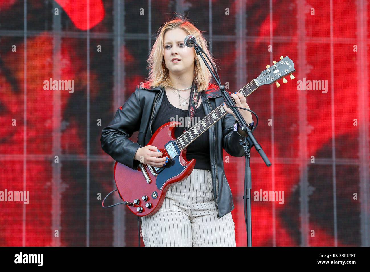 Glasgow, UK. 09th July, 2023. Crawlers rock band opened the third and ...