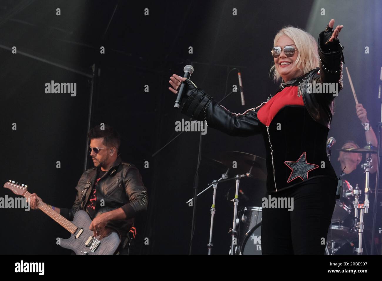 Southampton, UK. 08th July, 2023. English singer-songwriter Kim Wilde ...