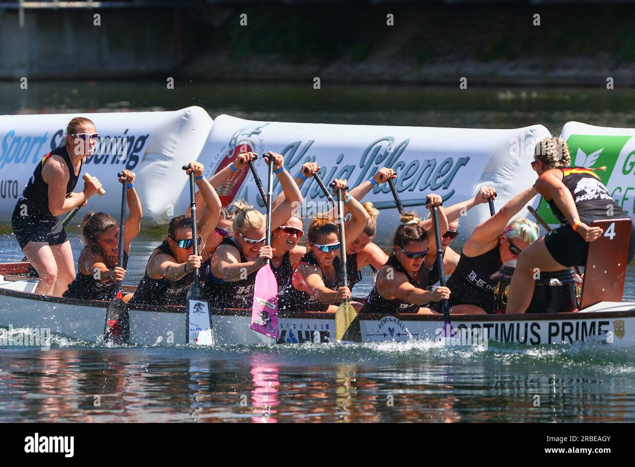 Beast boat hi-res stock photography and images - Alamy