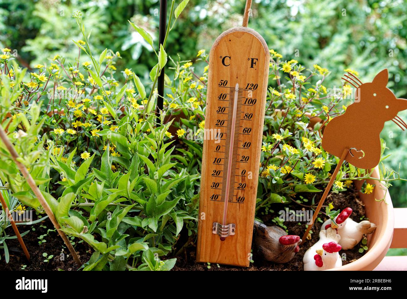 30 degree hi-res stock photography and images - Alamy