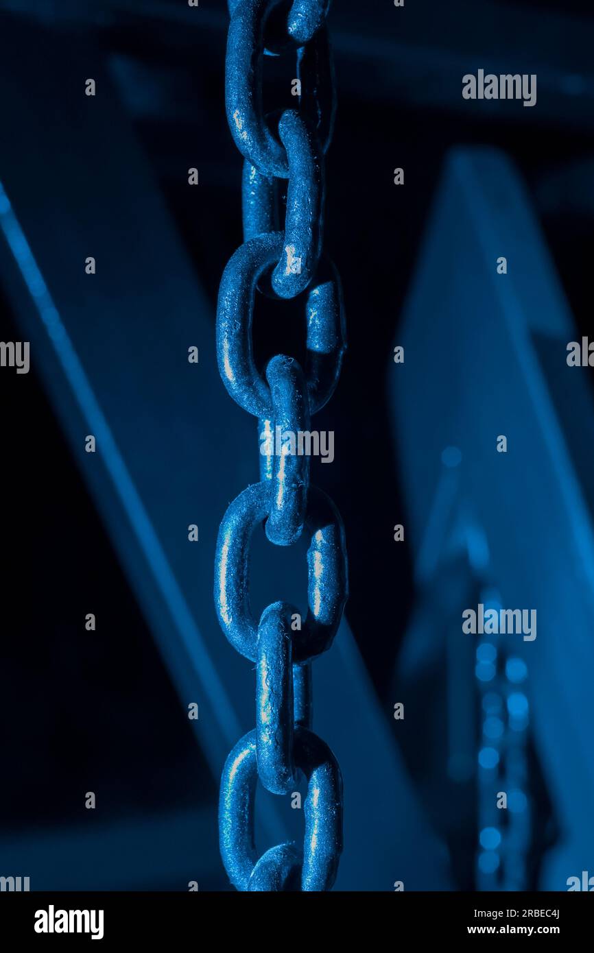 Chain hoist lift heavy weight cargo load hang object gear winch ...