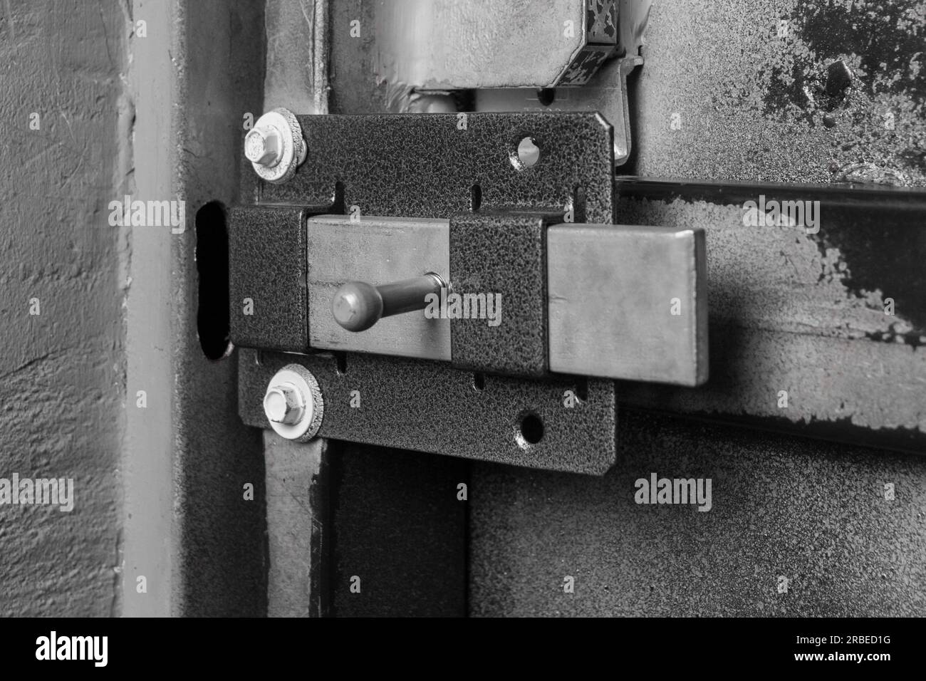 Steel safe open door hi-res stock photography and images - Alamy