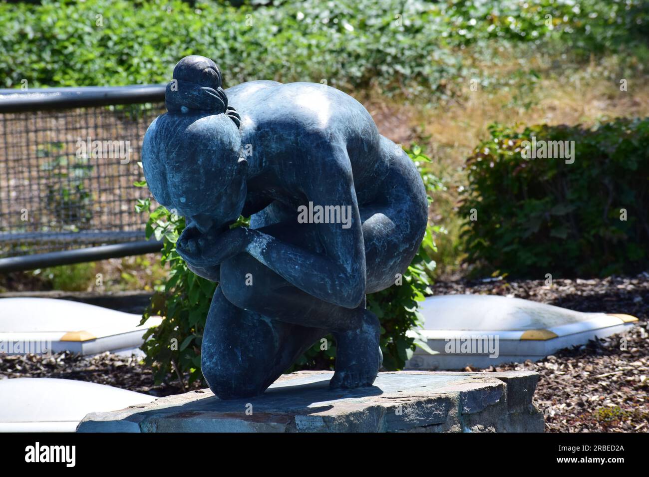 Drinking Girl Statue at Reginarisbrunnen Stock Photo - Alamy
