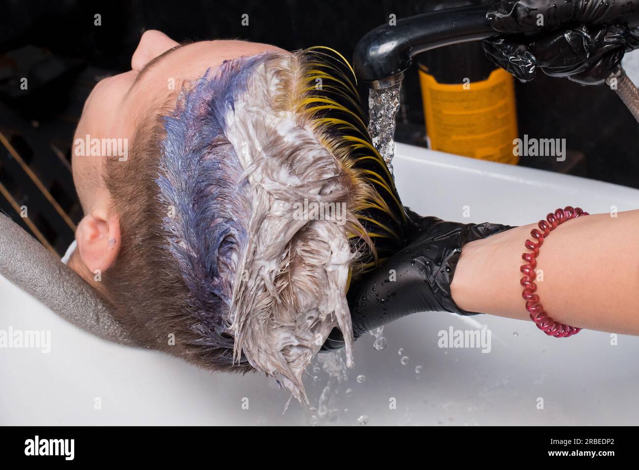 Hairdressing procedure hi-res stock photography and images - Alamy
