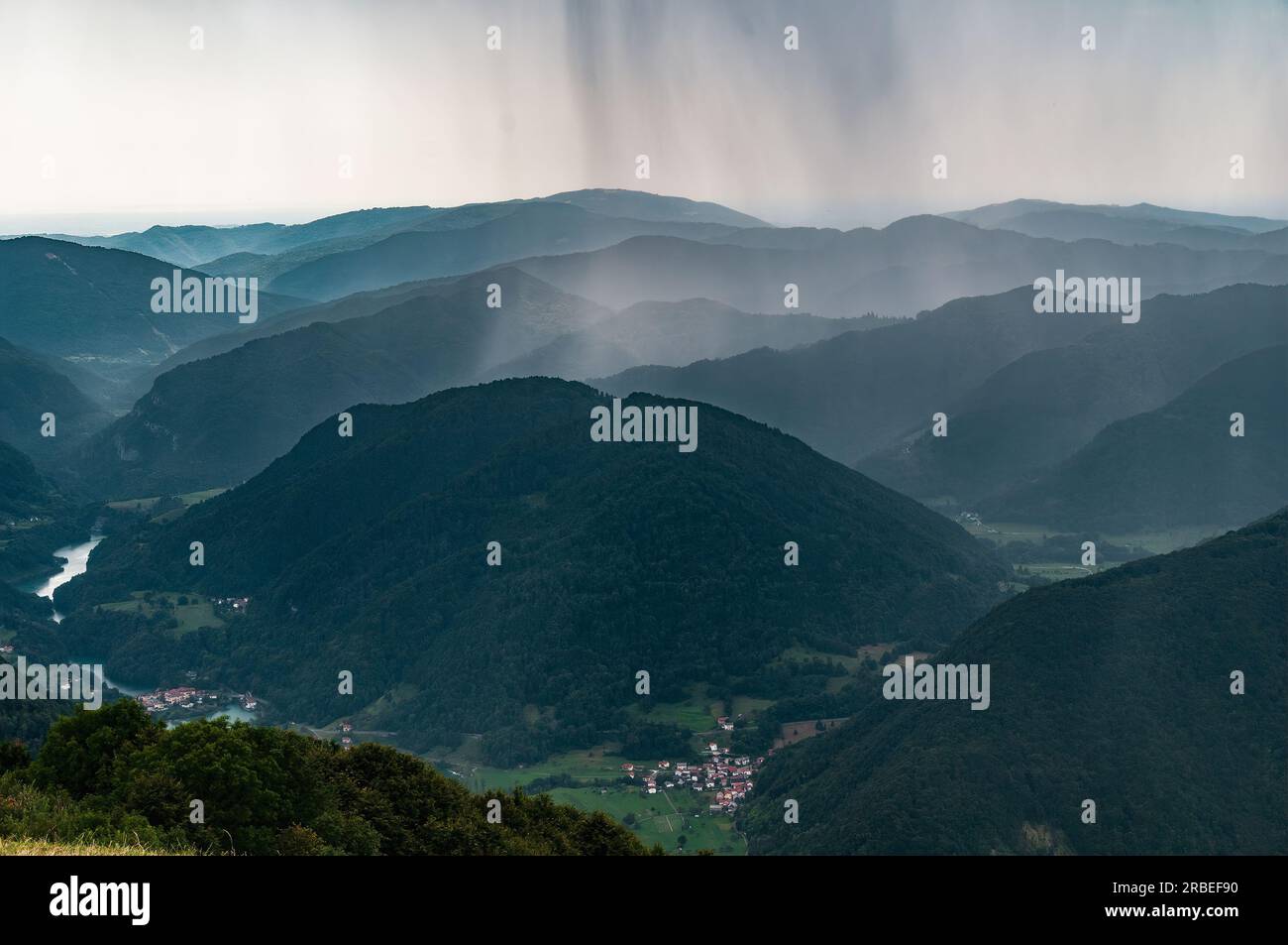 Sudden change in weather hi-res stock photography and images - Alamy