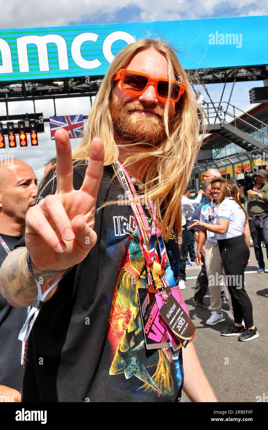 Silverstone, UK. 09th July, 2023. Sam Ryder (GBR) Singer on the grid ...
