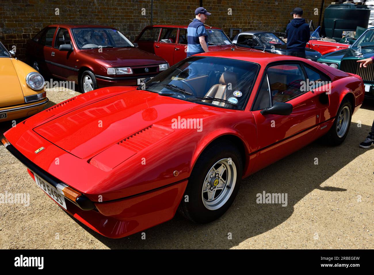 Ferrari hi res hi-res stock photography and images - Alamy