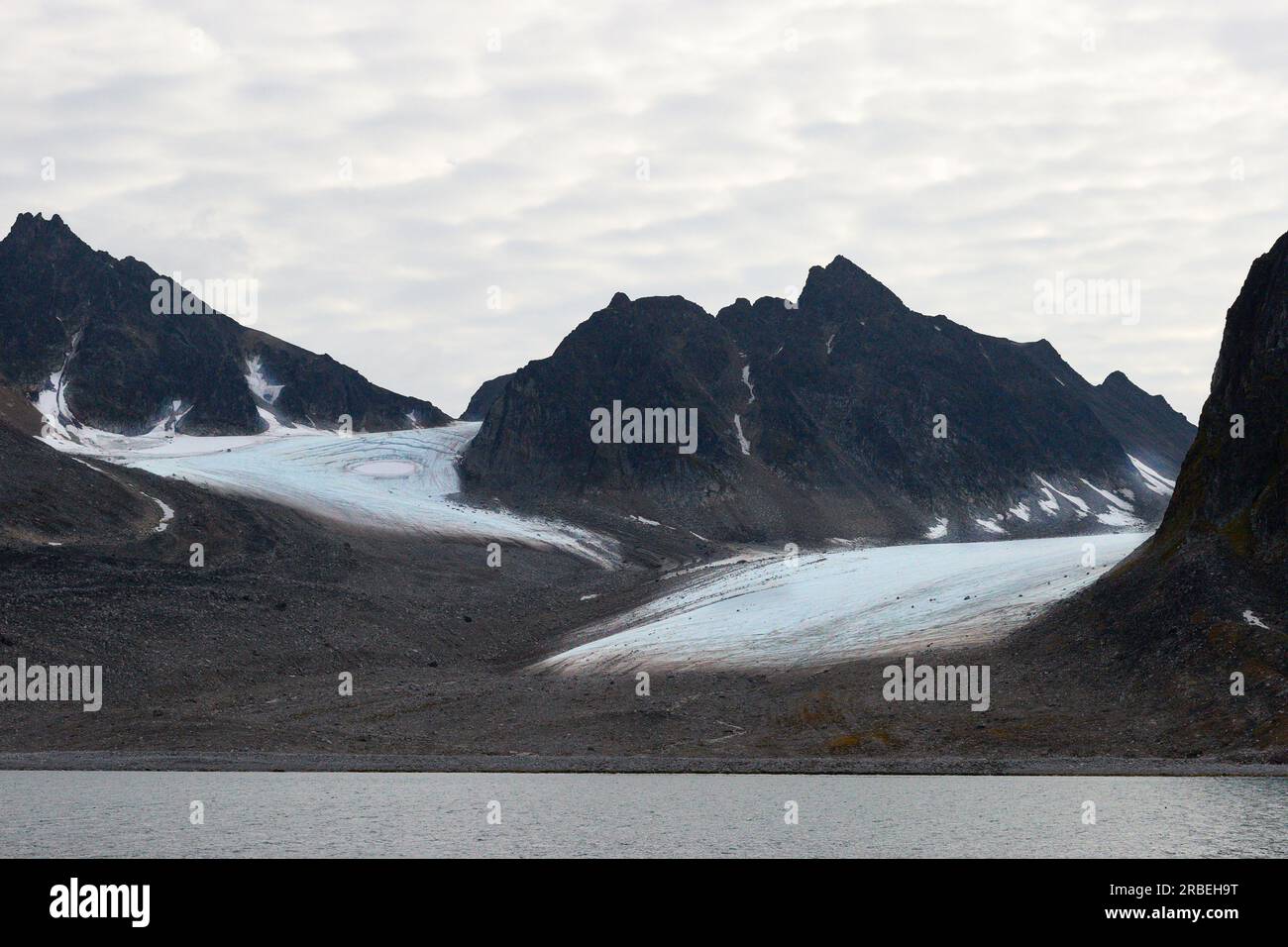 Seas and mountains hi-res stock photography and images - Alamy