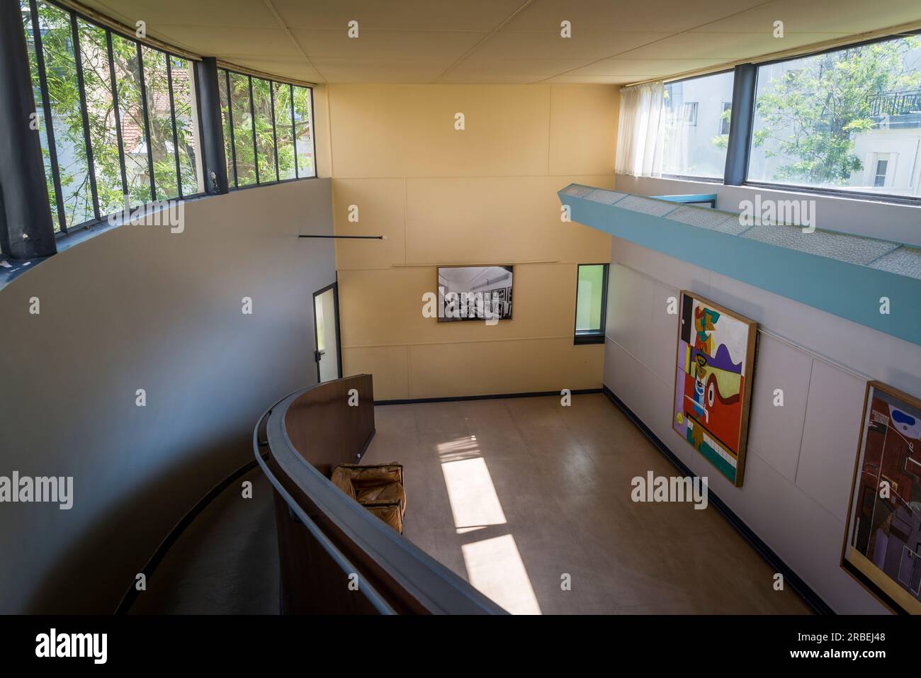 Villa La Roche, a house designed by Le Corbusier and his cousin Pierre ...
