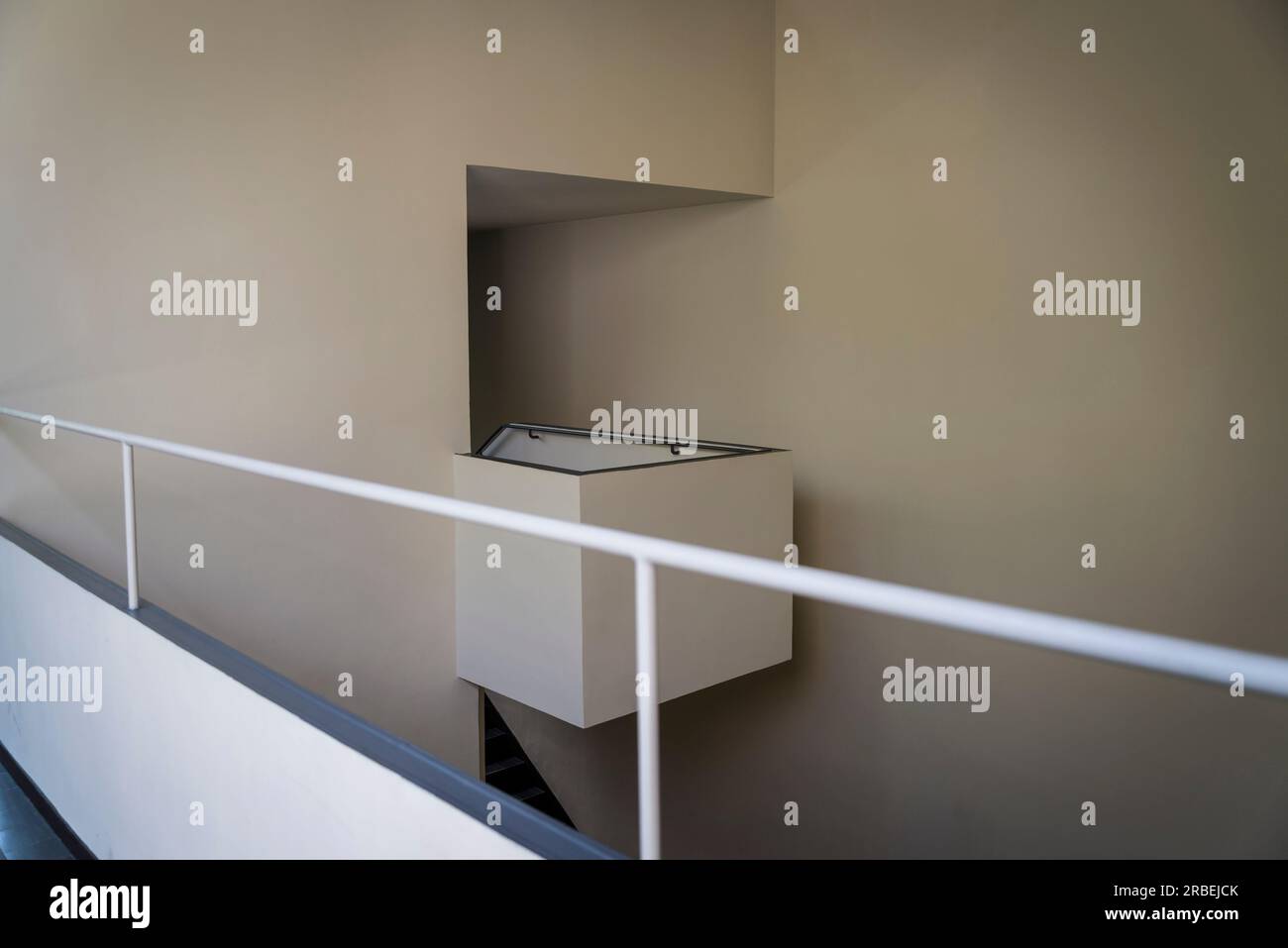 Villa La Roche, a house designed by Le Corbusier and his cousin Pierre ...