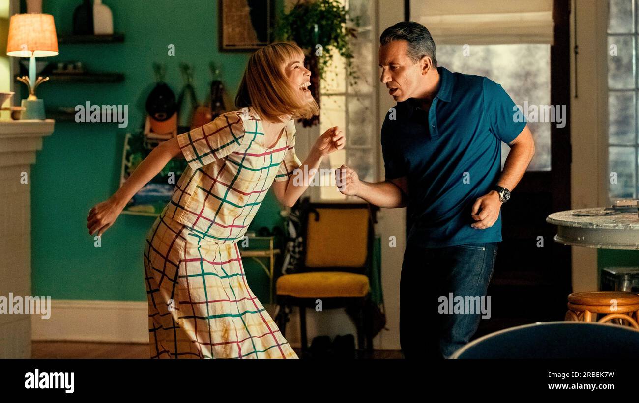 Leslie bibb 2023 hi-res stock photography and images - Alamy