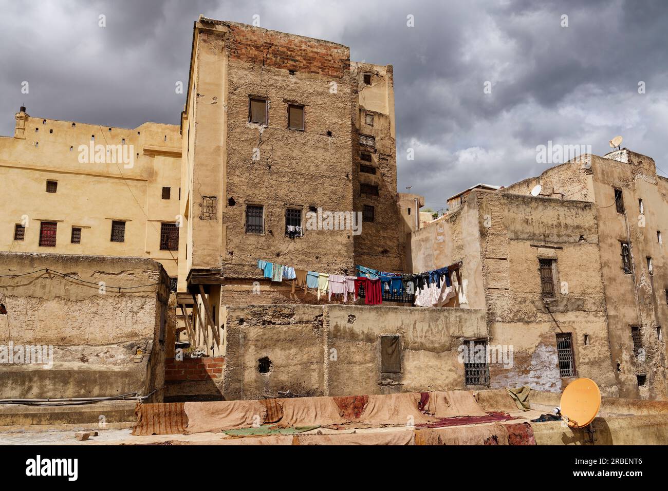Old houses in the souks of Fez, Morocco Stock Photo - Alamy