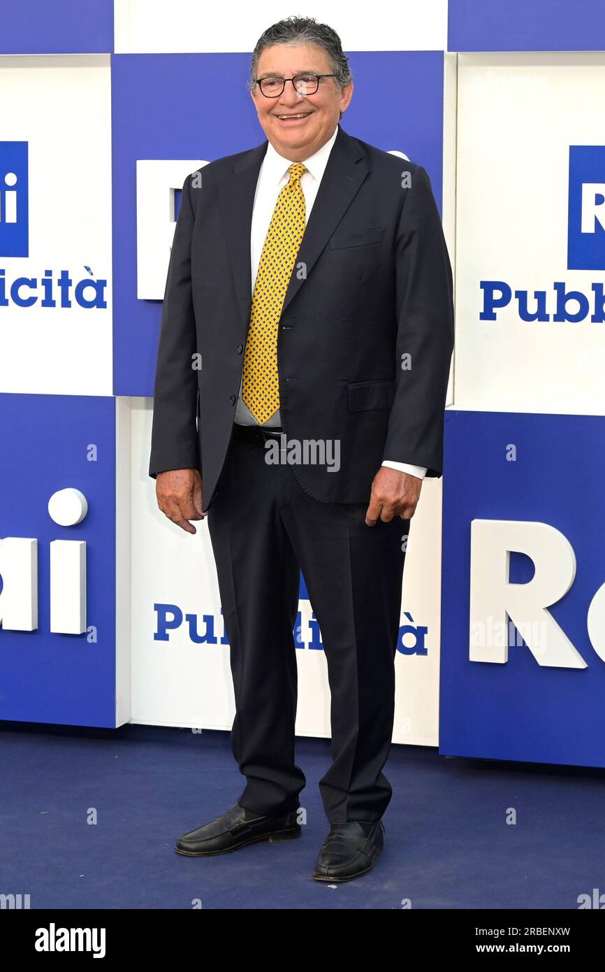 Eraldo Pecci beim Photocall 'Palinsesti Rai 2023-2024' im Centro di ...