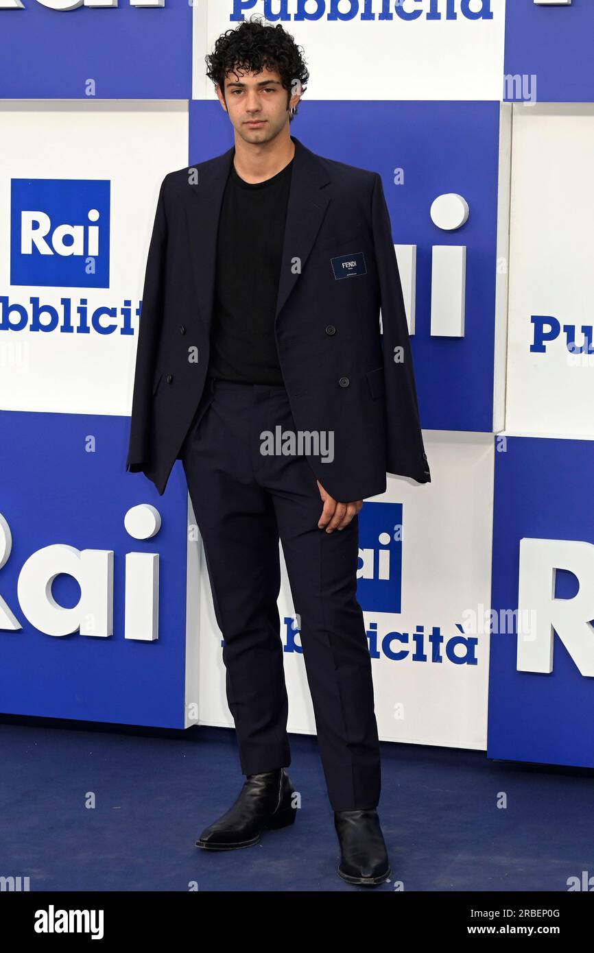 Massimiliano Caiazzo beim Photocall 'Palinsesti Rai 2023-2024' im ...