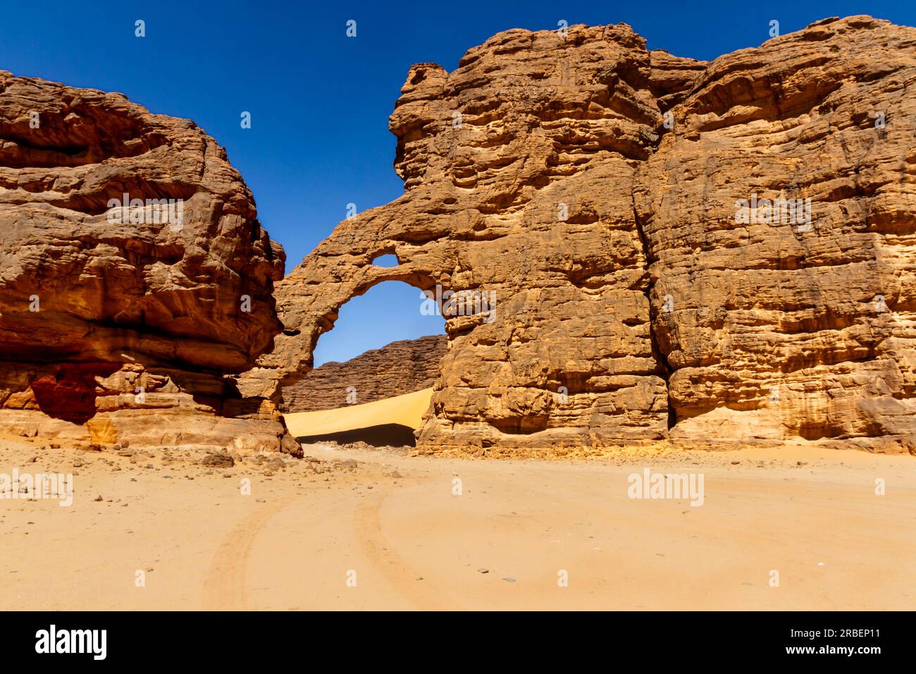 Tikoubaouine Arch - amazing rock formation at Tikoubaouine. Tassili n ...