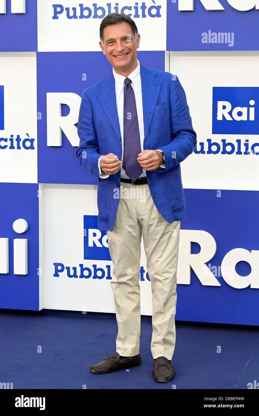 Tiberio Timperi beim Photocall 'Palinsesti Rai 2023-2024' im Centro di ...