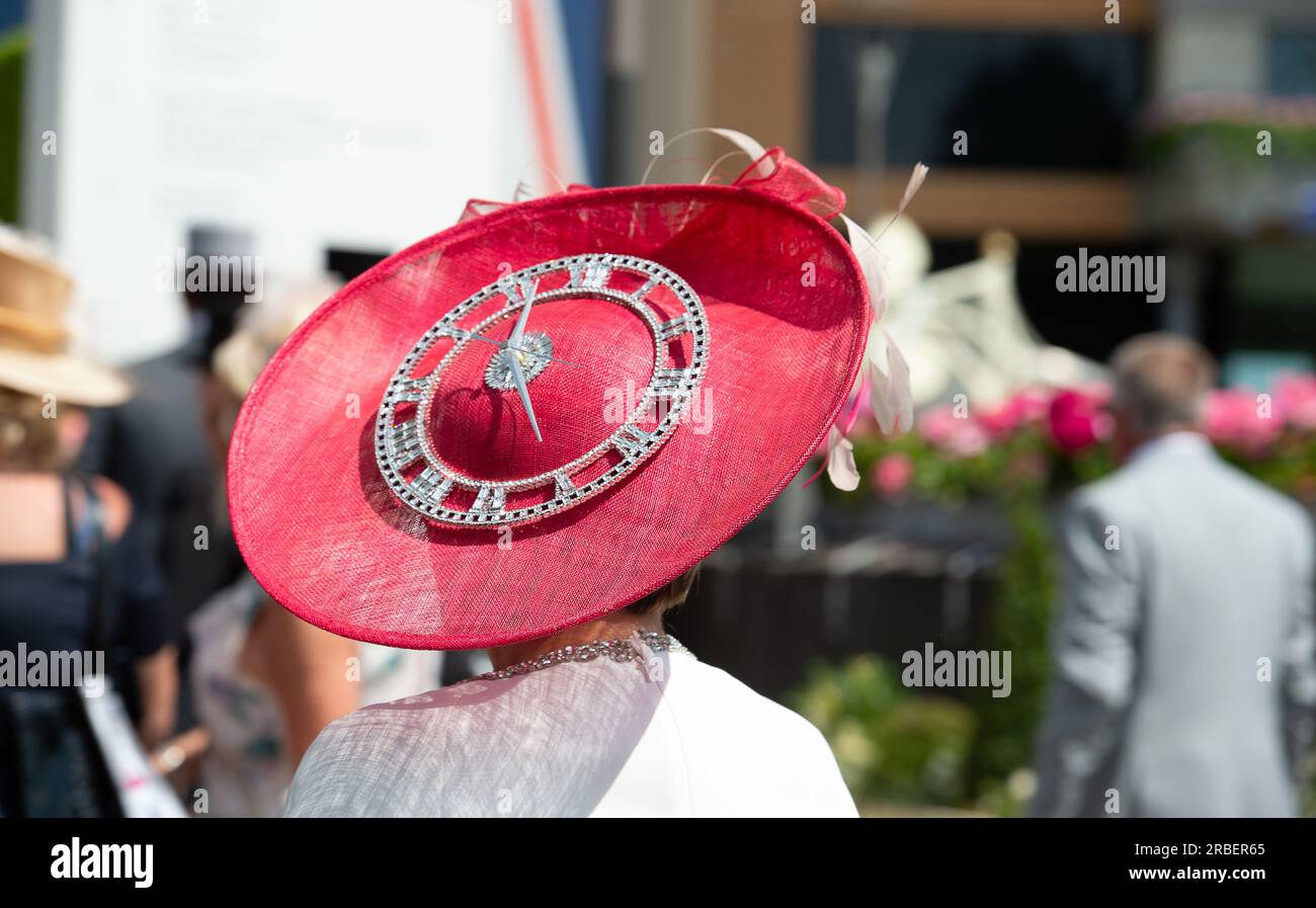 Ascot, Berkshire, UK. 22nd June, 2023. A beautiful hat made with 5,000 ...